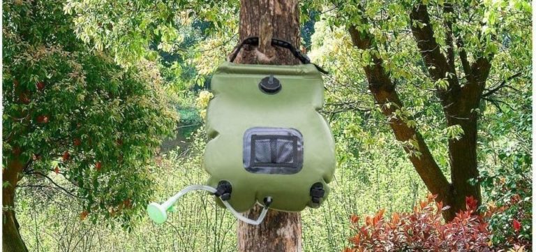 7 Best Solar Showers in 2021 - ecotality.com